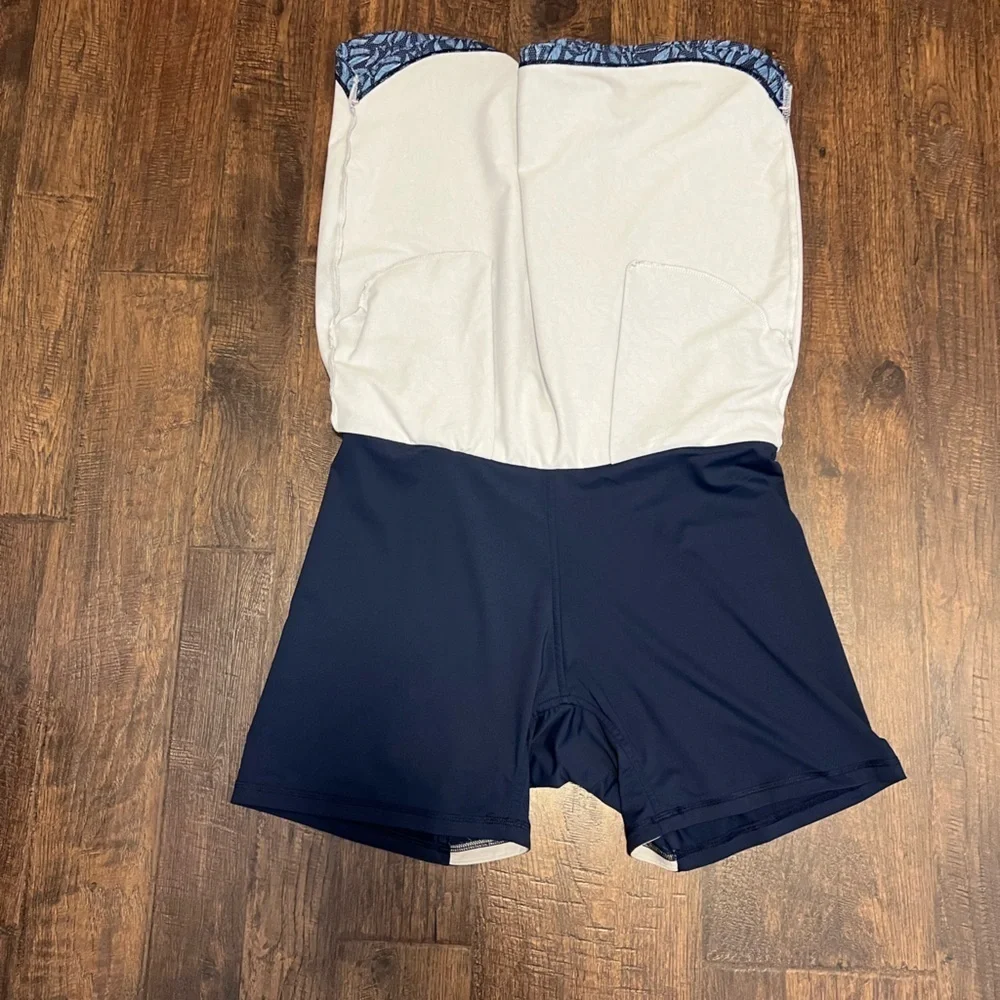 Peter Millar | Shorts | Peter Millar Alice Petal Hem Skort With Palm ...